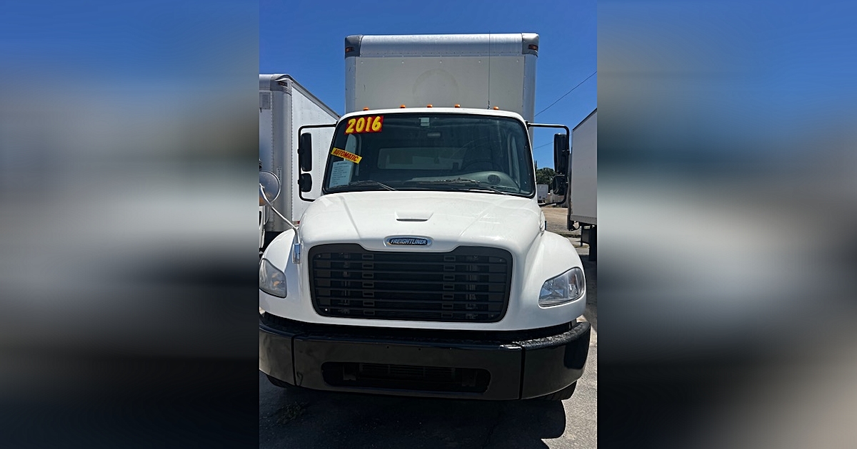 2016 FREIGHT M2 BOX TRUCK