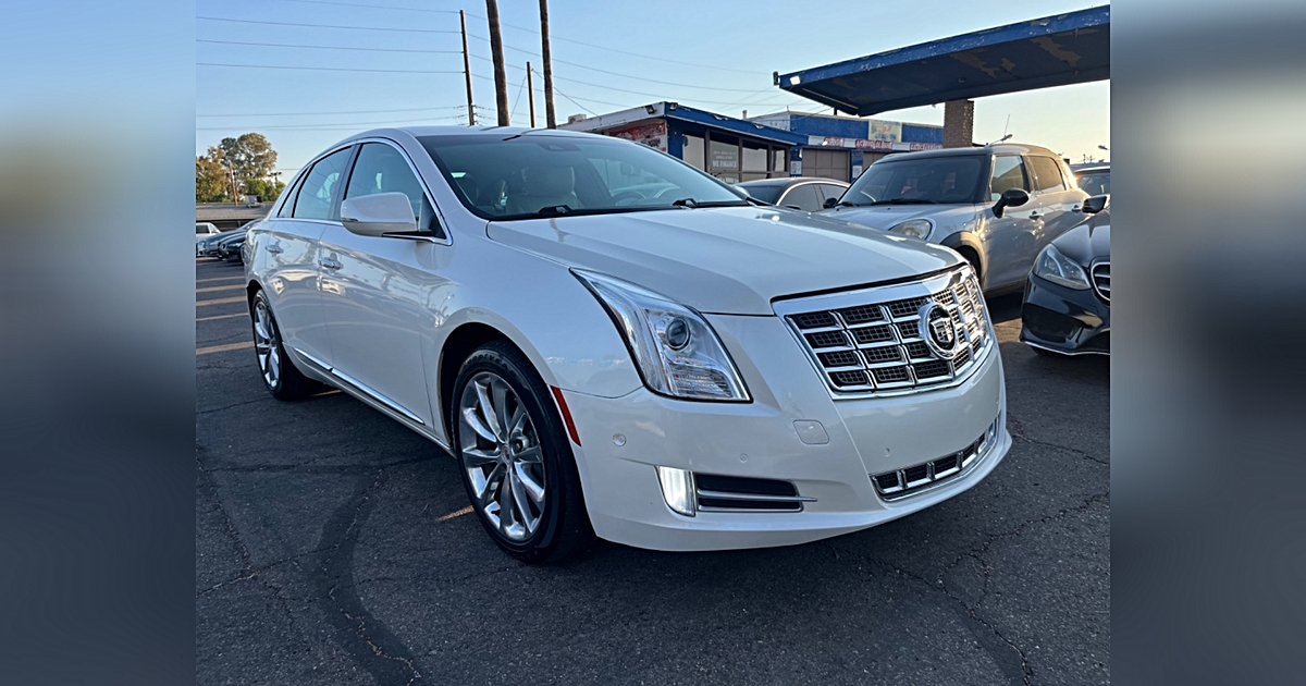2014 Cadillac XTS 4dr Sdn Luxury FWD