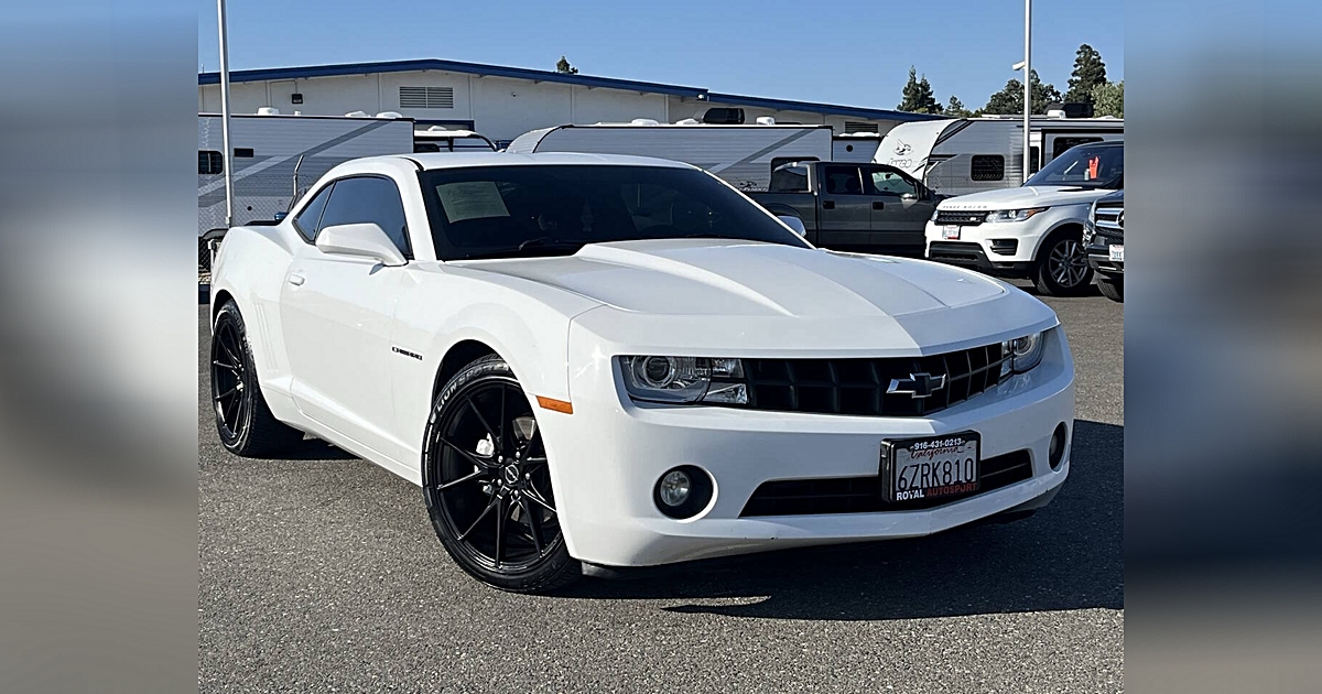2013 Chevrolet Camaro LS 2dr Coupe w/1LS