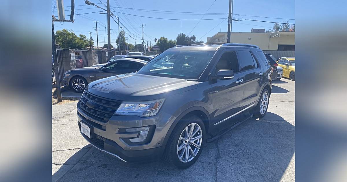 2017 Ford Explorer 4WD 4dr Limited