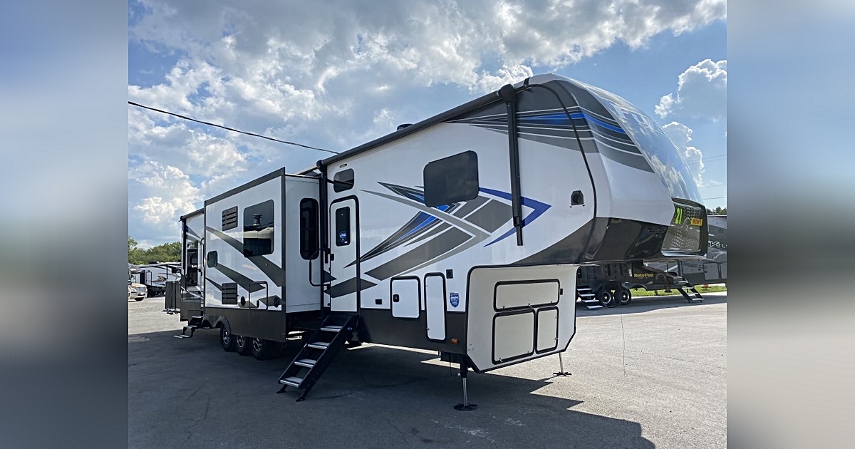 2021 KEYSTONE FUZION 430