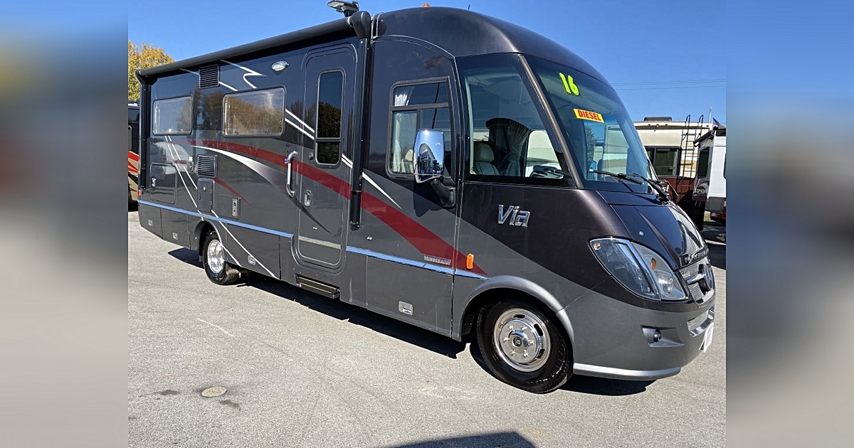 2016 WINNEBAGO VIA 25P