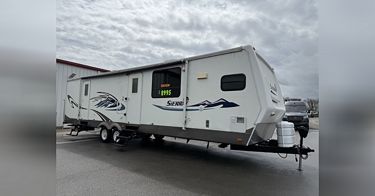 2006 Forest River SIERRA 321FKD