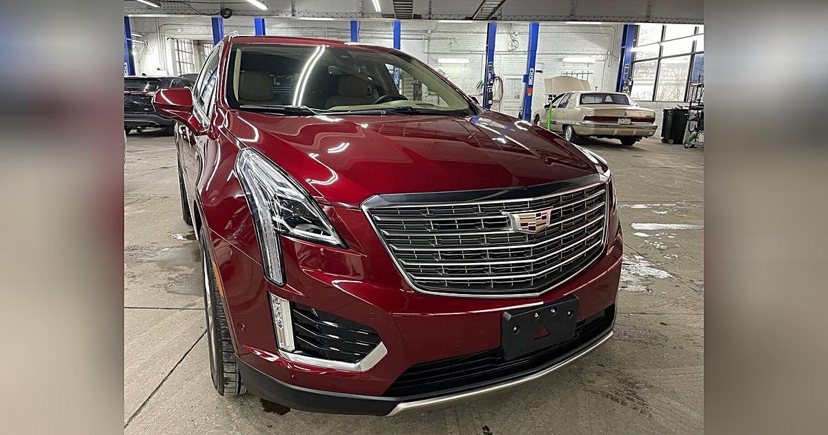 John Warne Motors 2017 Cadillac XT5 Platinum 4x4 4dr SUV | Auto dealership in Pennsylvania ...