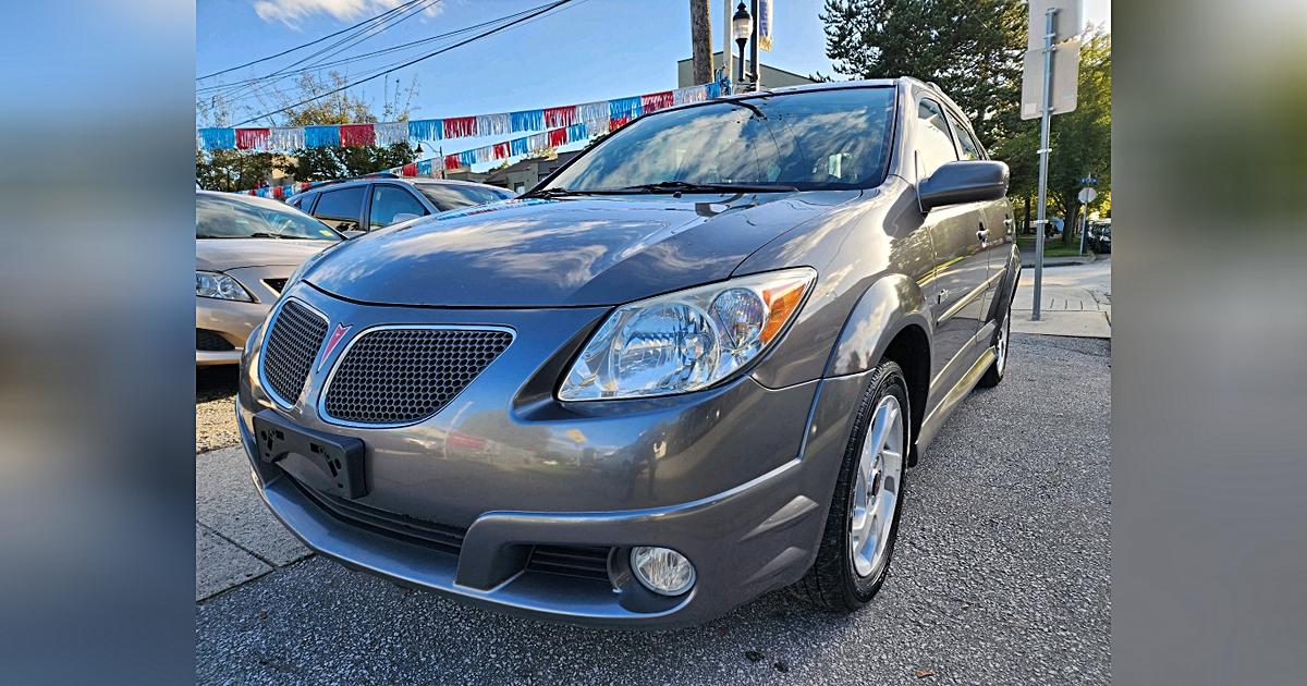 kurumaya ventures ltd 2006 Pontiac Vibe | Auto dealership in British ...